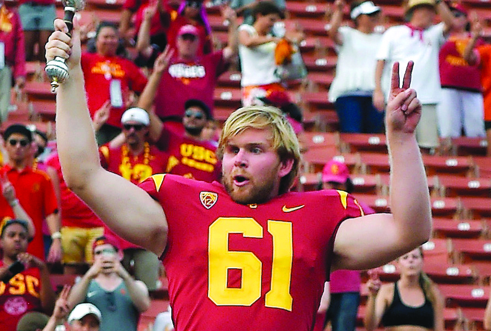 Blind Snapper Makes Debut | God's World News