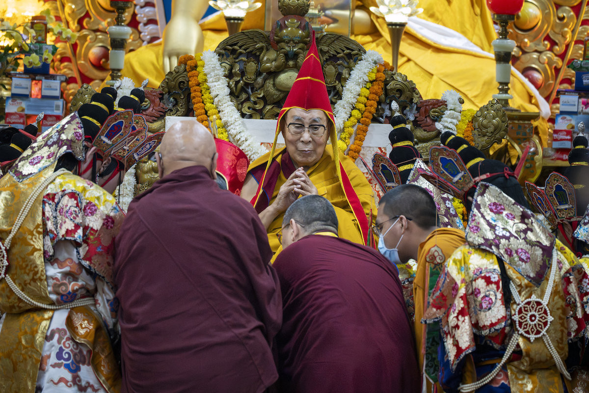 Dalai Lama Looks Ahead | God's World News
