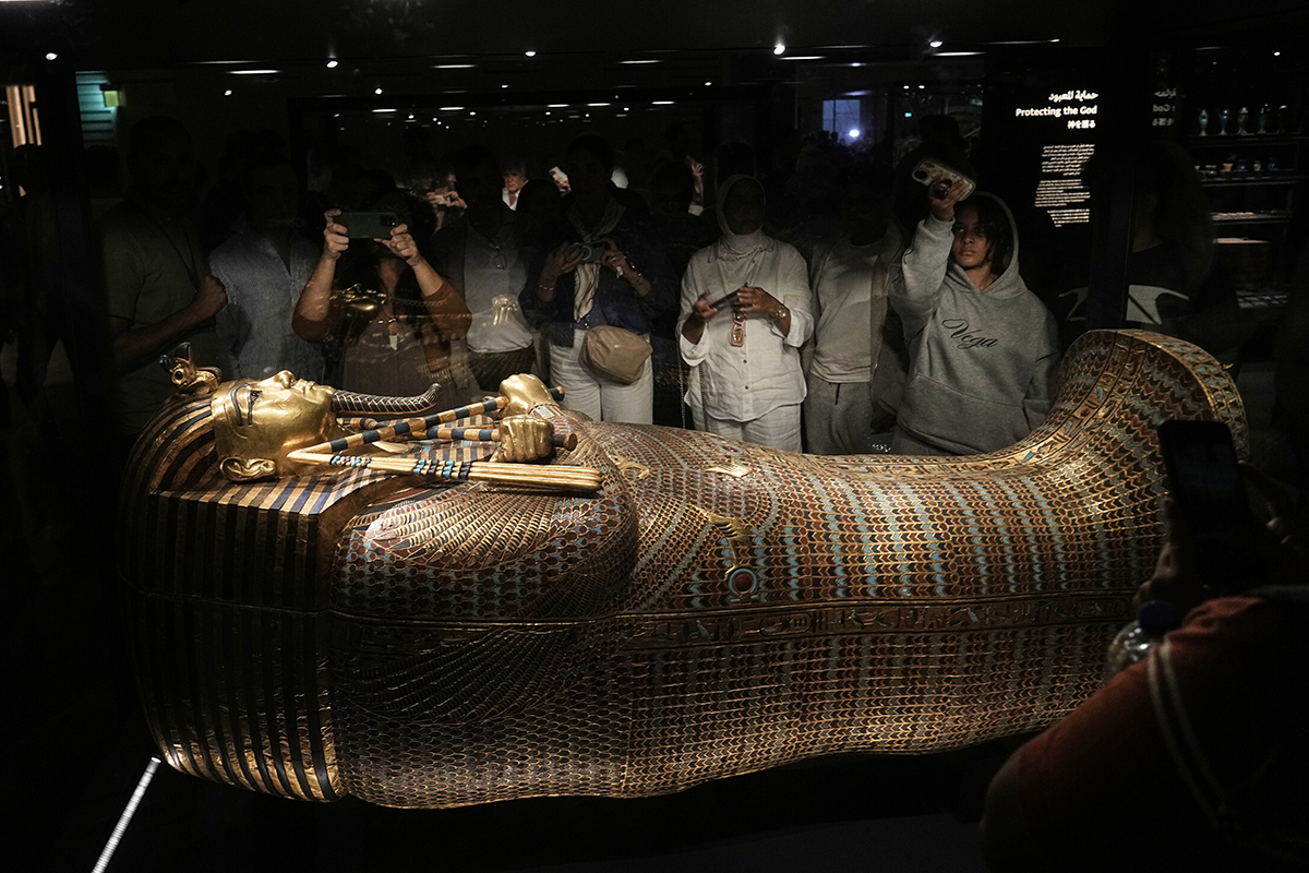 Finding Tut | God's World News