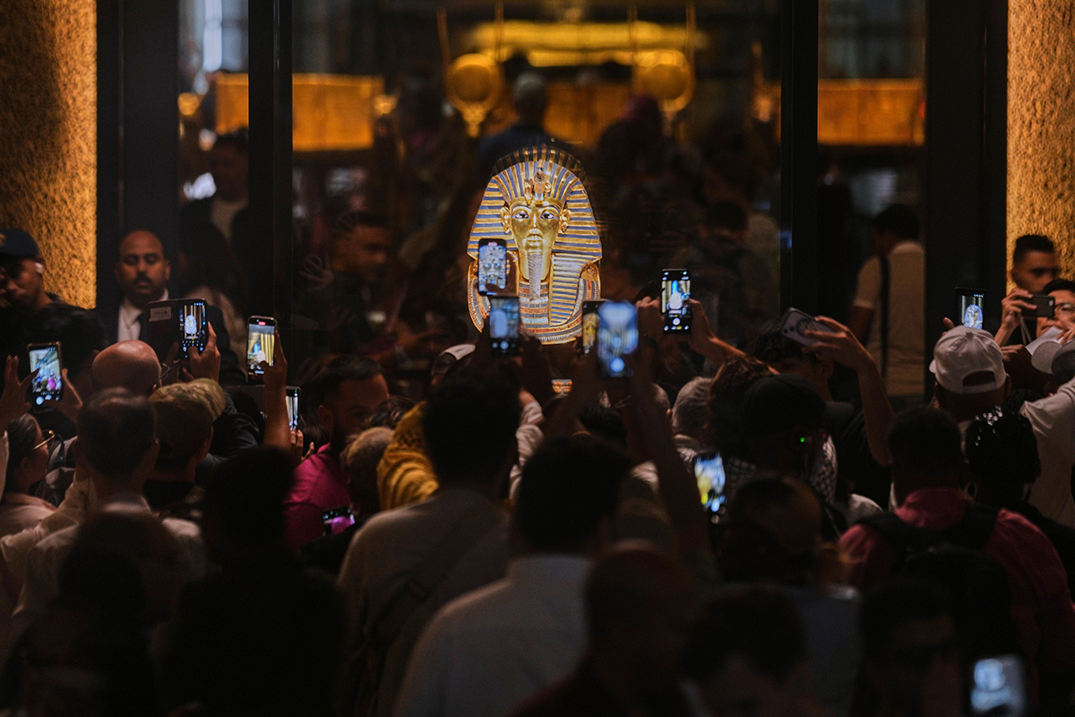A New Home for King Tut . . . and All His Stuff | God's World News