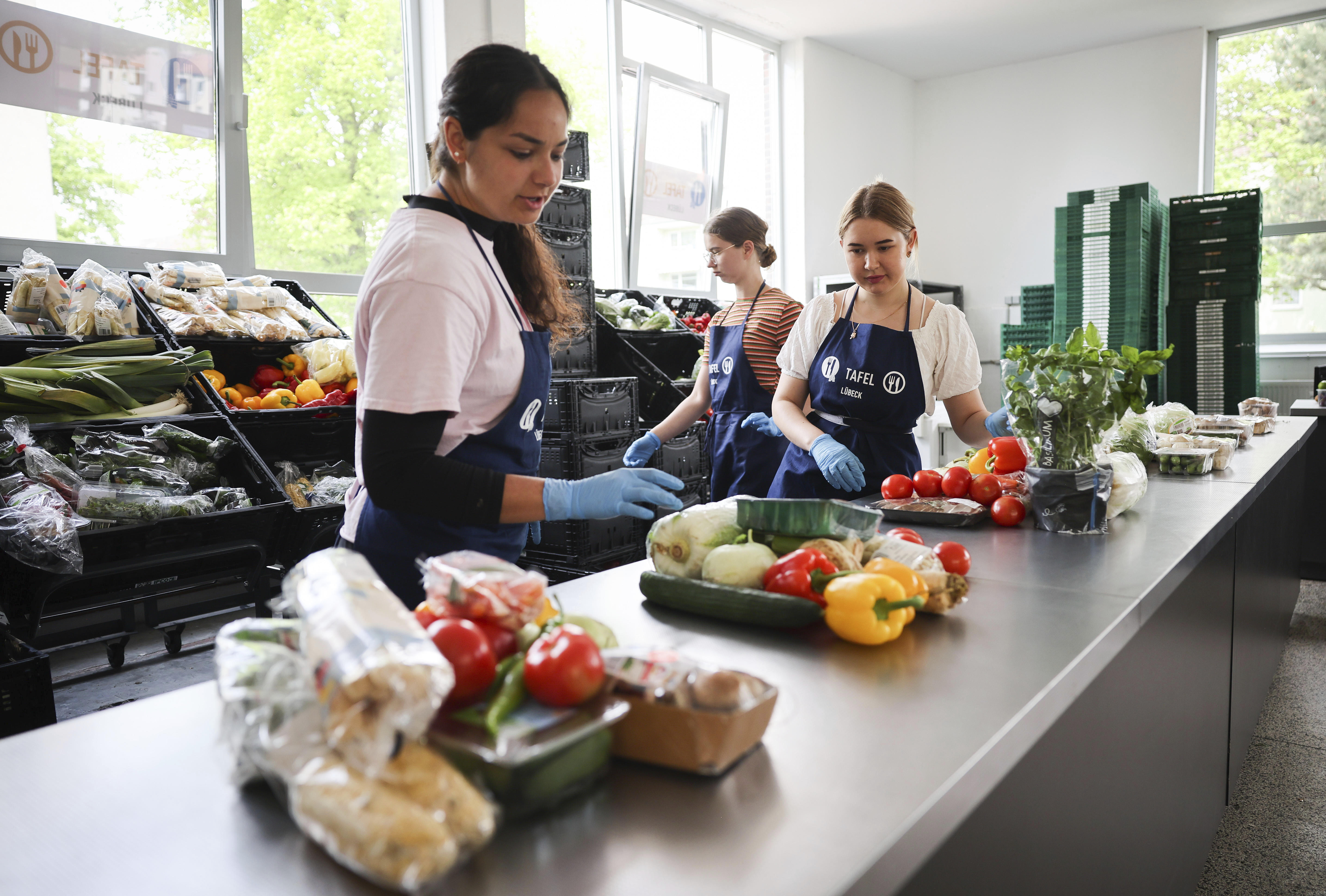 Volunteerism on the Decline | God's World News