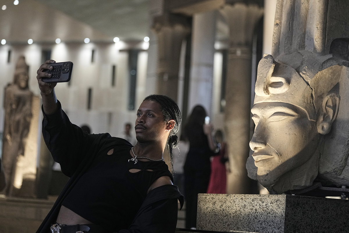 A New Home for King Tut . . . and All His Stuff | God's World News