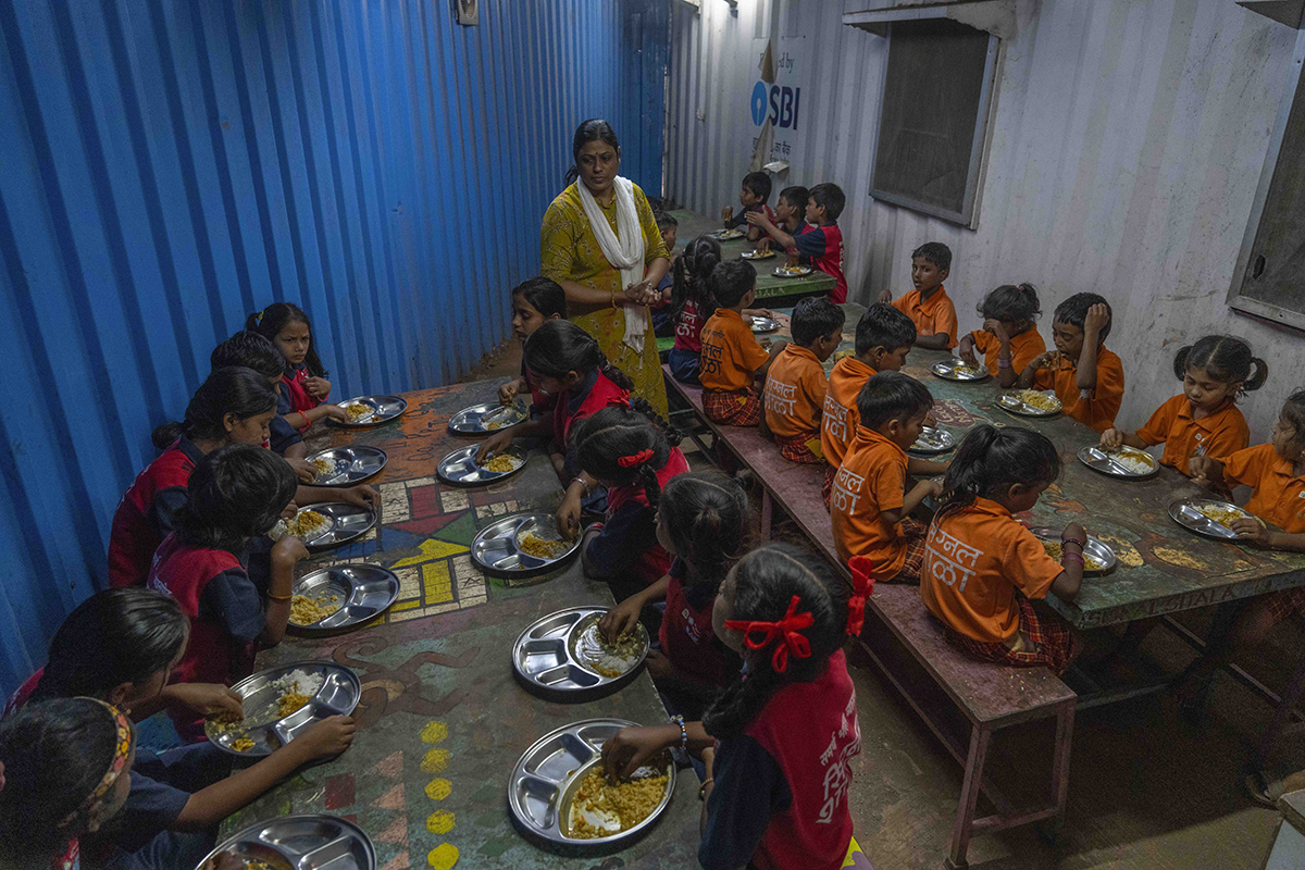 A School under an Overpass | God's World News
