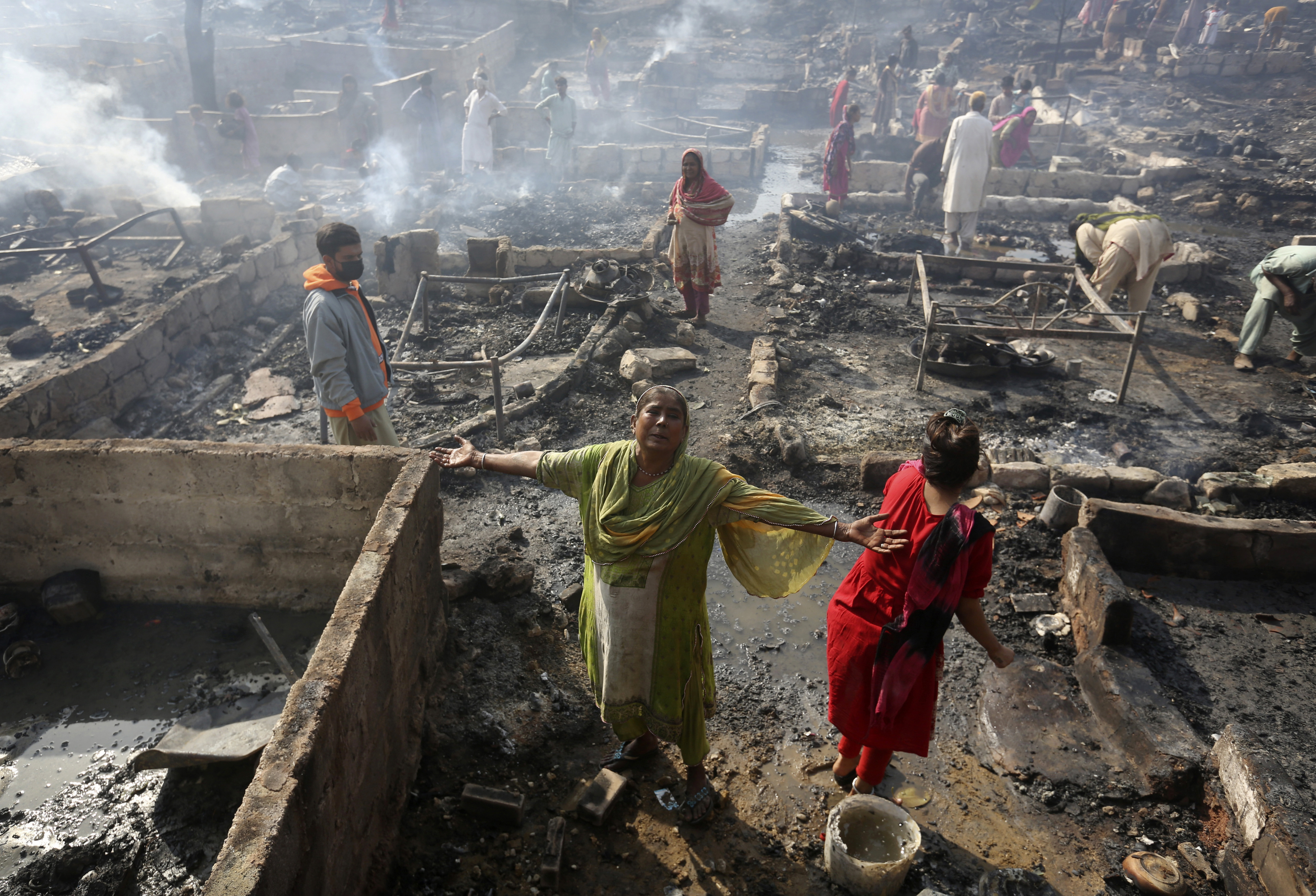 Fire in Pakistan | God's World News