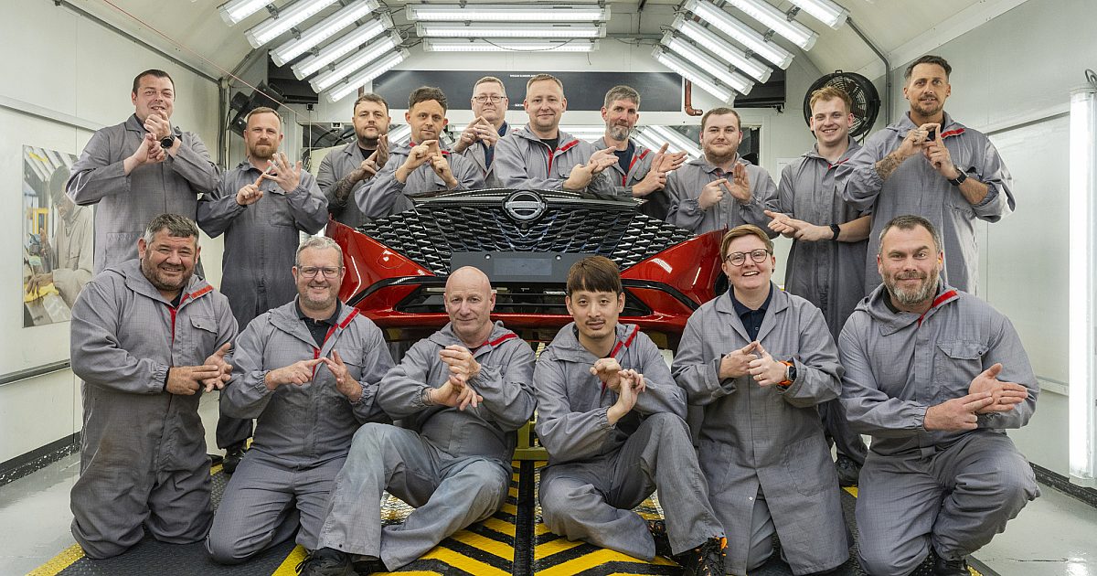 Sign Language Fluency Builds Community | God's World News