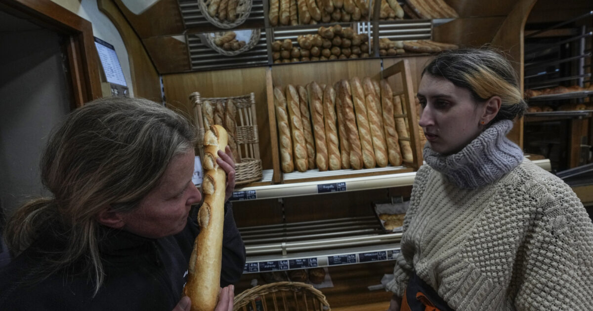People love bread from France. | God's World News