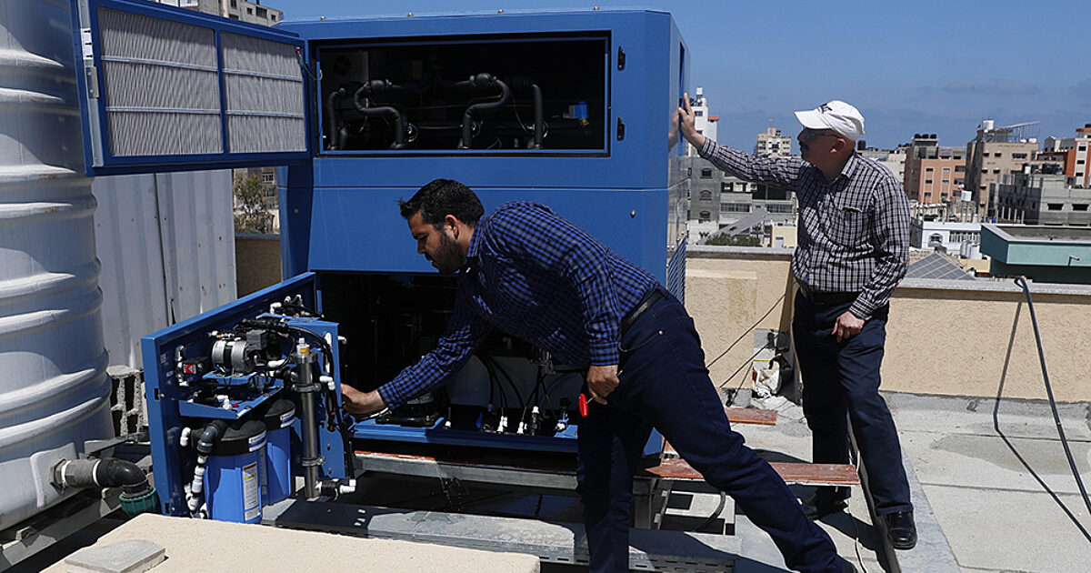 Watergen Donation Brings Water | God's World News