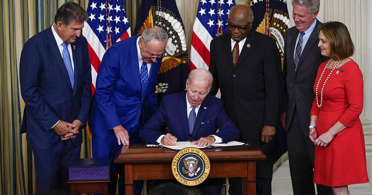 Lobbyists Thrive in D.C. | God's World News