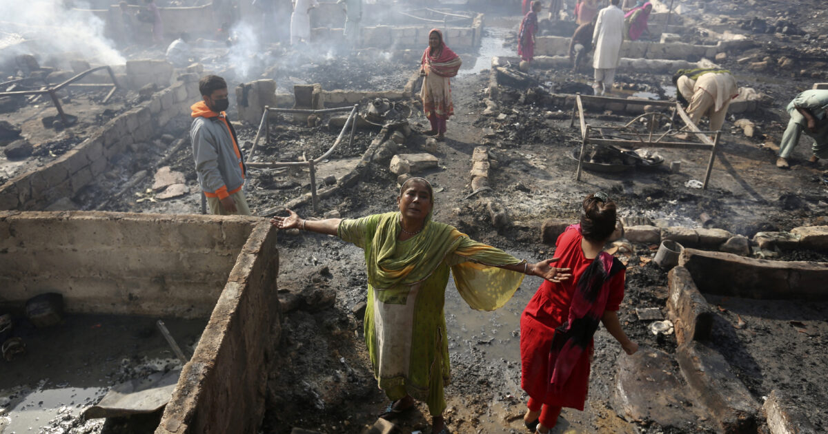 Fire in Pakistan | God's World News
