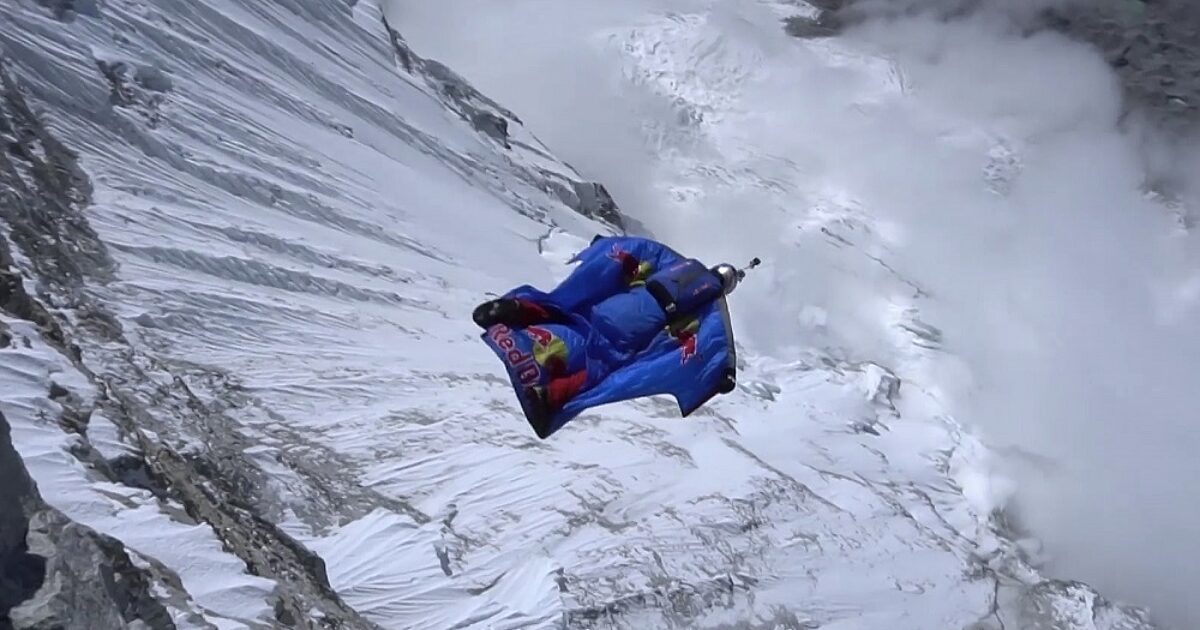 BASE Jumping Record | God's World News