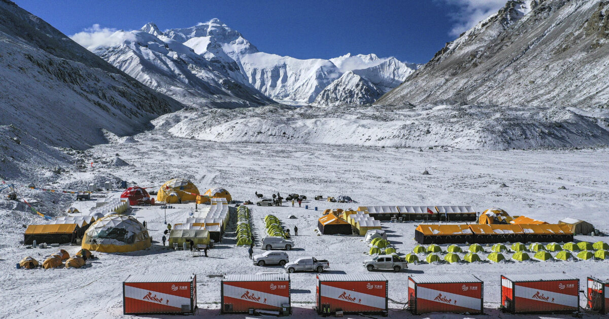 Measuring Mt. Everest | God's World News