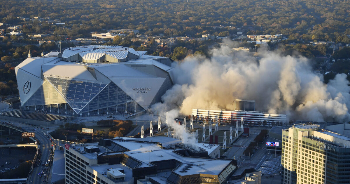 Georgia Dome Done | God's World News