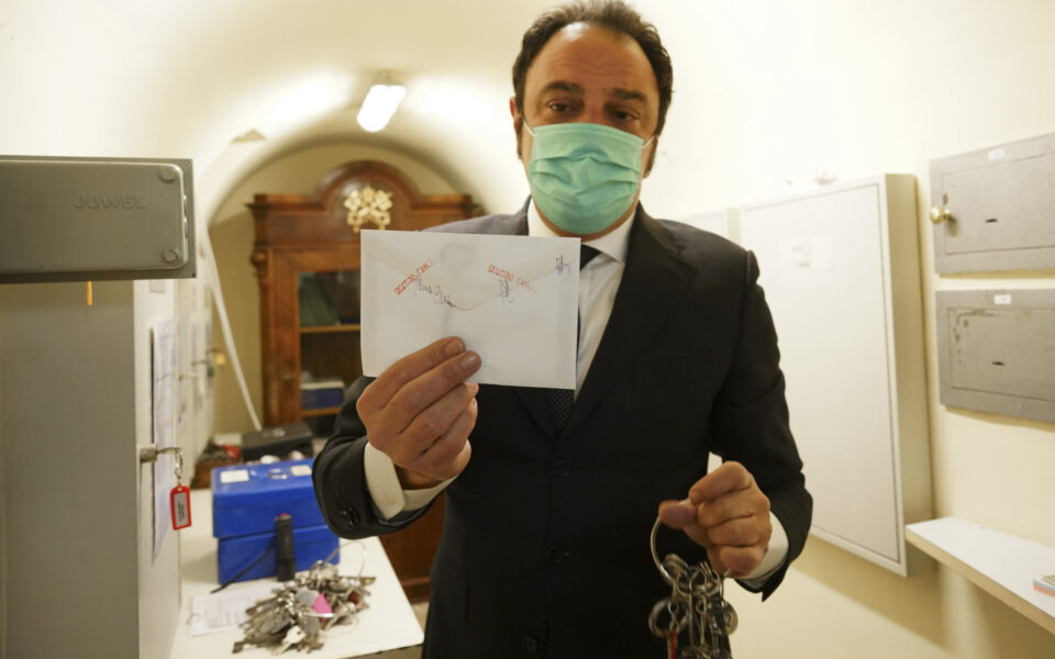 Vatican’s Keeper of Many Keys | God's World News