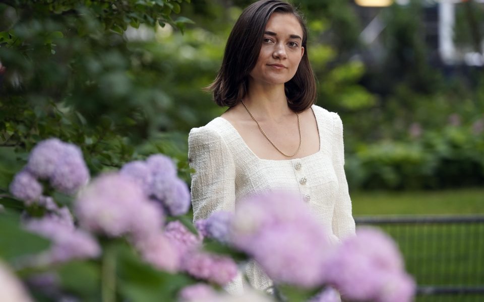 Teens Weigh in on Social Media | God's World News