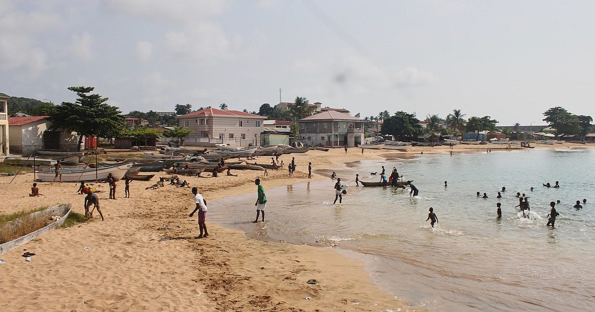 No ’Net on Annobón Island | God's World News